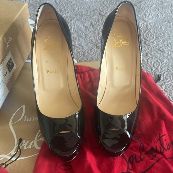 Christian Louboutin | Shoes | Christian Louboutin Classic Peeptoe Black ...
